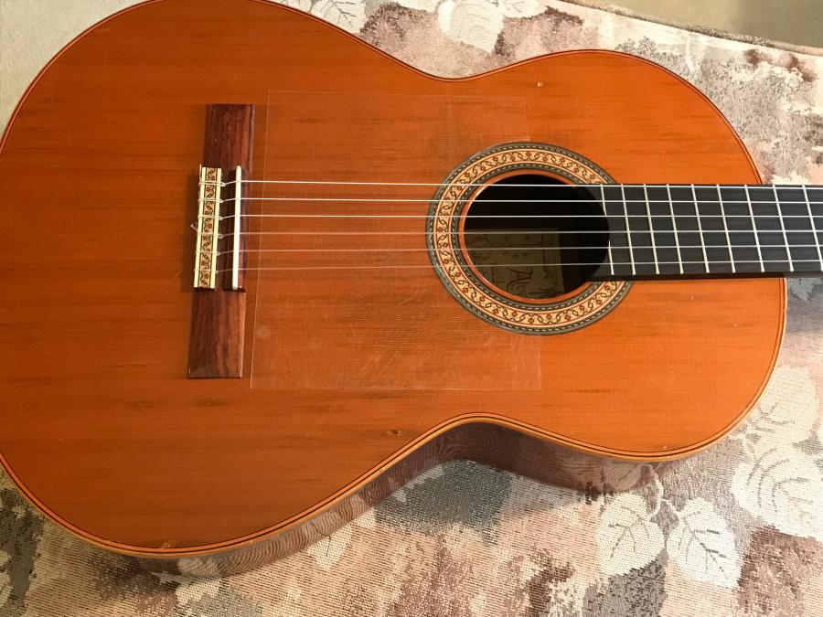 Classical style guitar for classical and jazz......