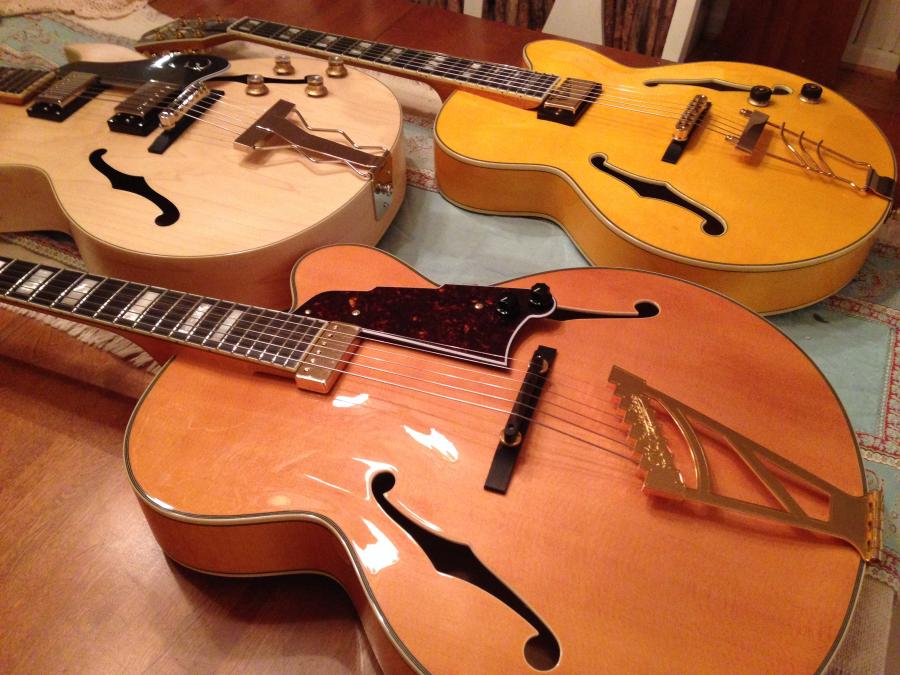 What guitar color is Natural?
