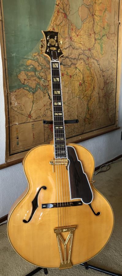 Frans Elferink "Stromberg Master 400 Cutaway"